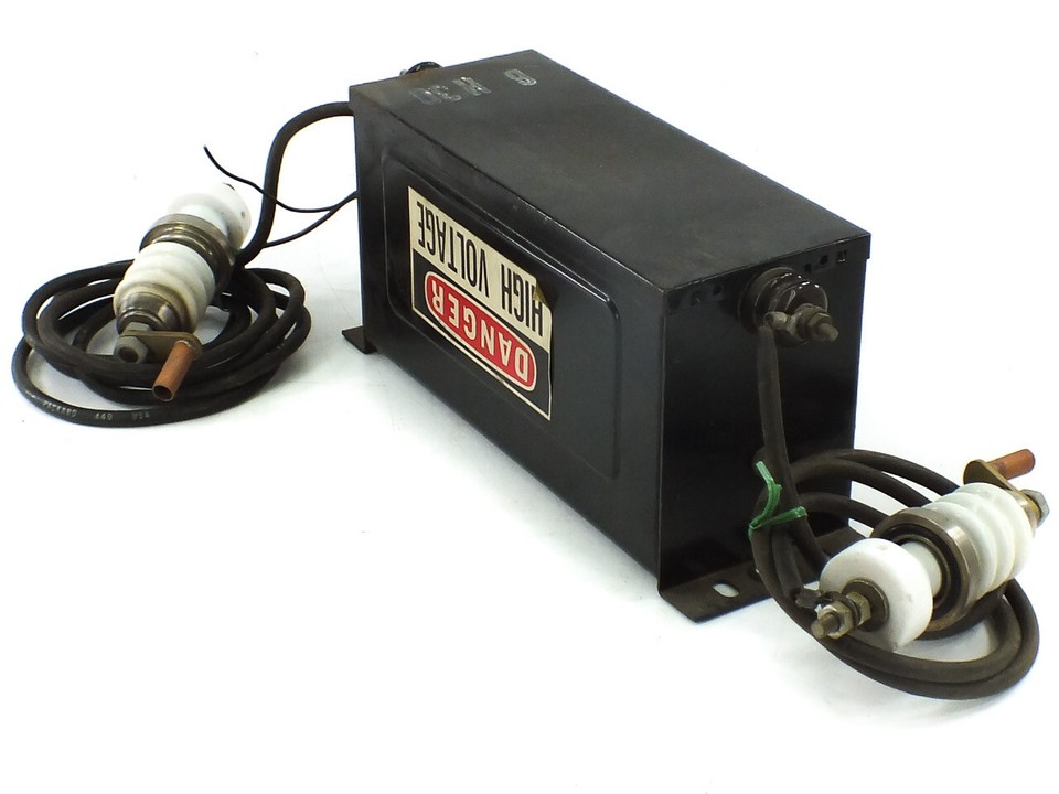 GE 9T61Y2025 Luminous Tube Transformer CY 60 PRI V 120 VA 100 6000 SEC ...