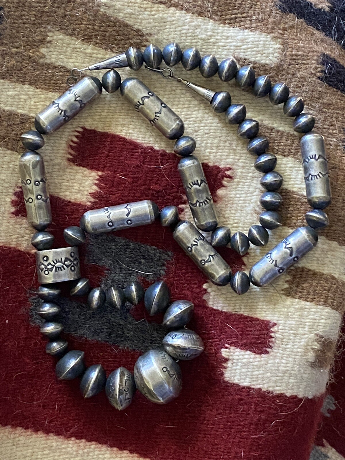 Large Sterling Vintage Navajo Pearls Bench Beads Neck… - Gem