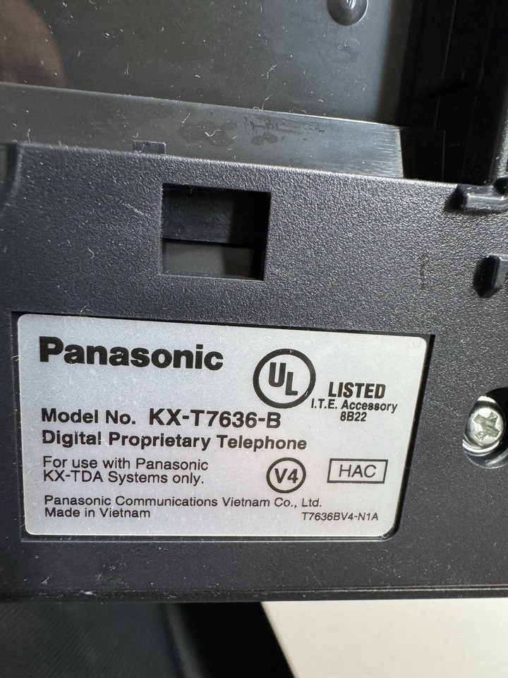 Lot of Used Panasonic Phone Consoles including T7633, T7636, T7640 ...