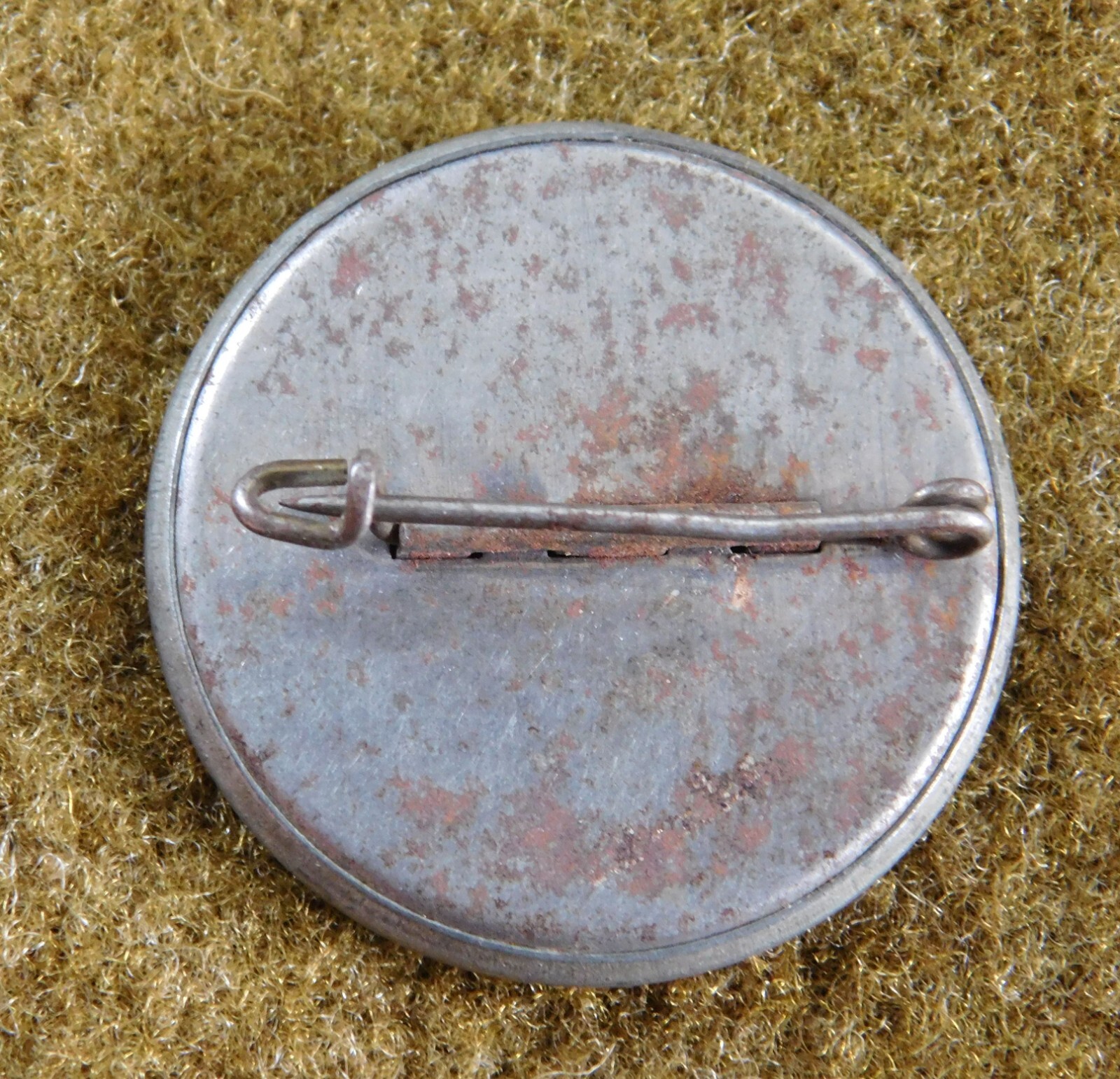 VINTAGE GERMAN BUDERUS 1731 IRON & STEEL CORPORATION PIN BACK BUTTON OR ...