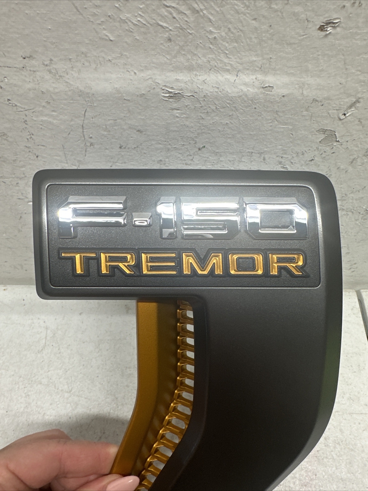 2021 2022 2023 FORD F-150 F150 TREMOR RIGHT RH FENDER EMBLEM VENT OEM ...