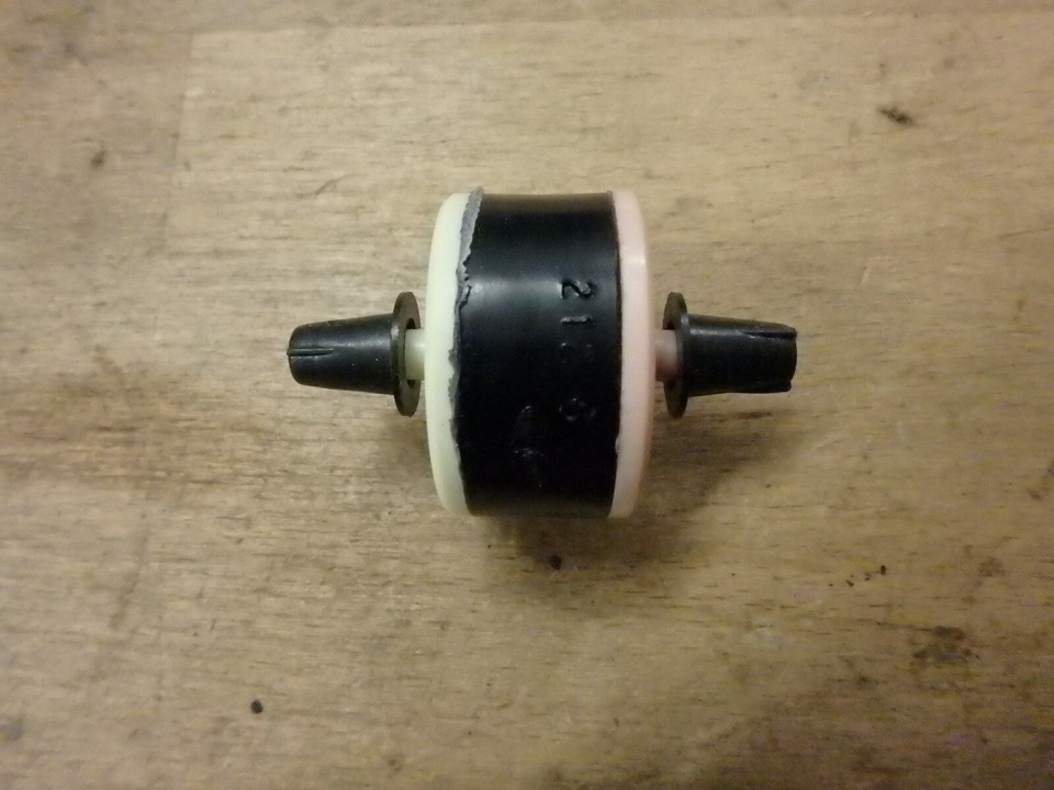 Ford Distributor Check Valve-Retard Control Valve Motorcraft DY-207 ...