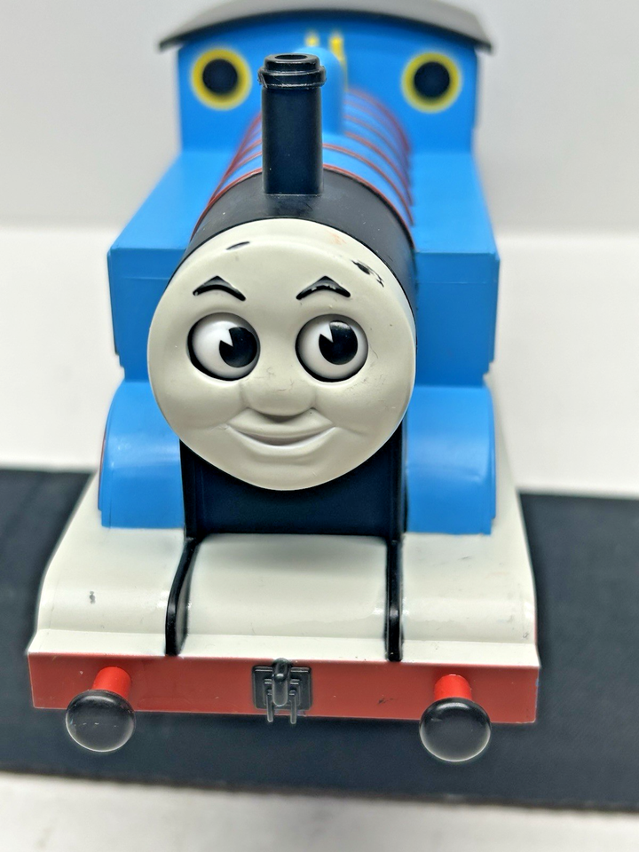 LIONEL O GAUGE THOMAS & FRIENDS LIONCHIEF HANK THE TANK LOCO RUNS/EYES ...