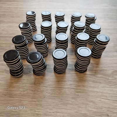 190 Othello Game Pieces Replacement Black + White Discs Chips Tokens ...