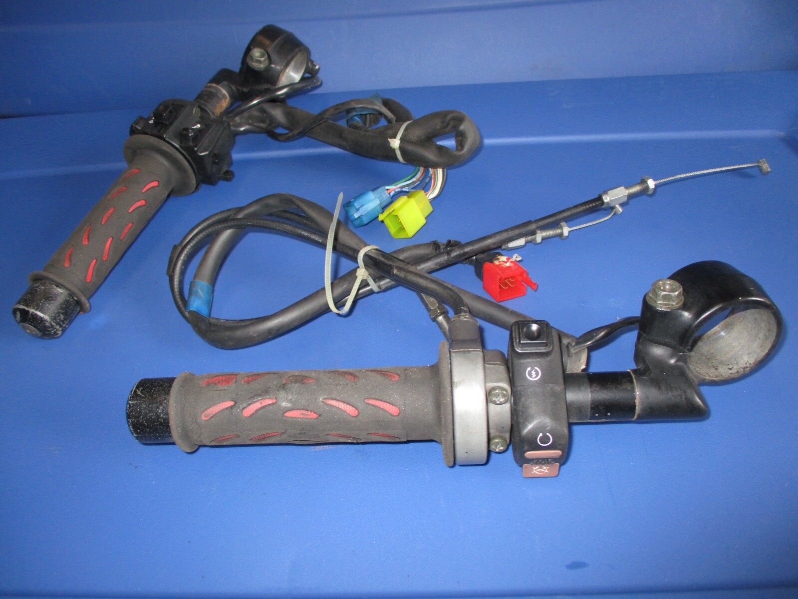 04 HONDA Superhawk vtr 1000 vtr1000F 996 Right Left Handlebar handle ...