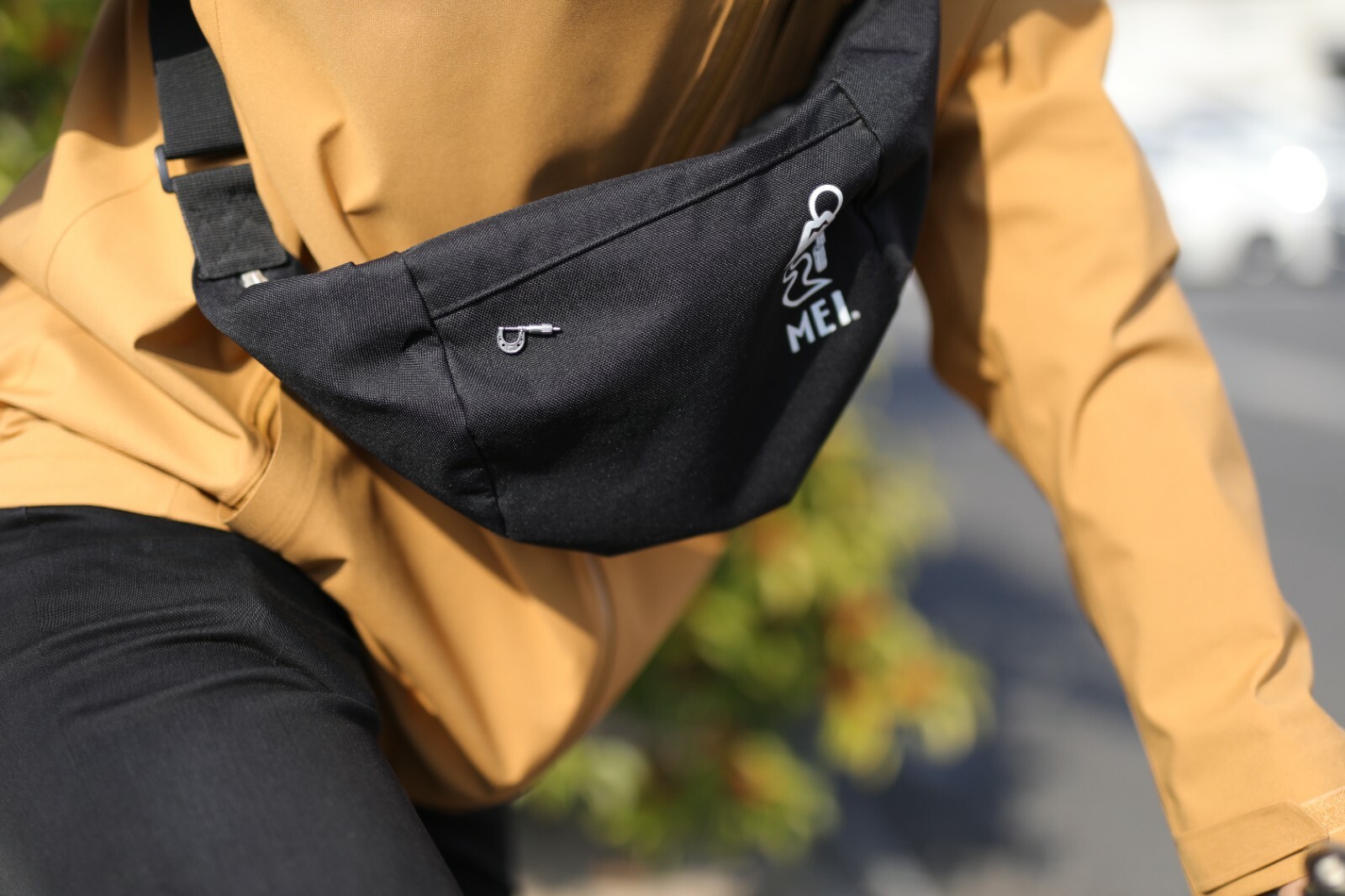 Miniature Tool Micrometer Lapel Pin Badge Stainless Steel 2.5cm Gift ...