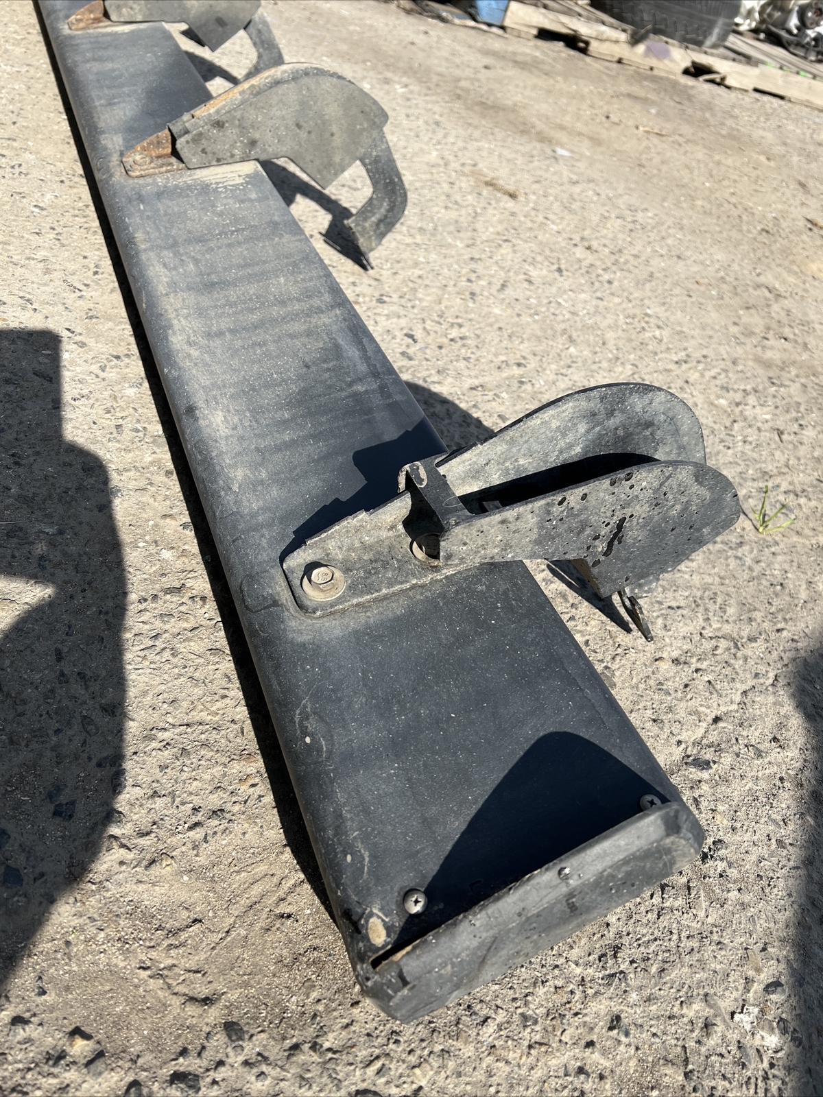 GMC 2014 -2019 Genuine OEM Running Board Step 84106508 Left LH | eBay