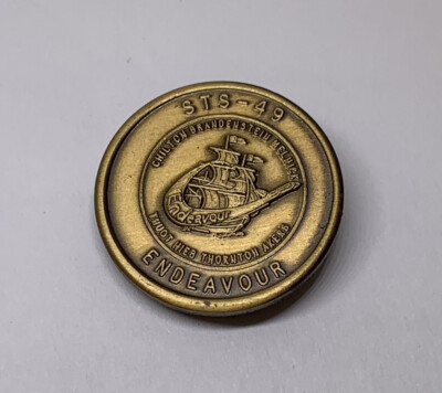 Endeavour STS-49 Space Shuttle Chilton Brandenstein Melnick NASA Lapel ...