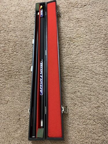 two piece Bud Light Pool Cue 20 Ounce 58.5 inch excellent condition ...