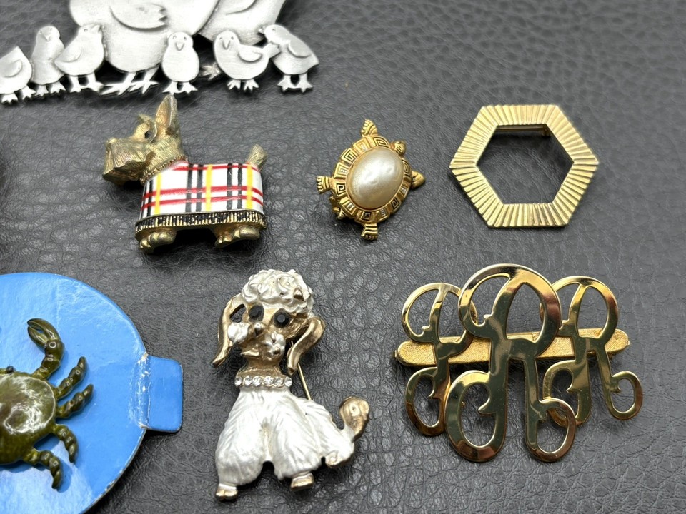 VTG Lot Of 12 Some SIGNED Silver Gold Tone Brooch Pins 1 Napier ...