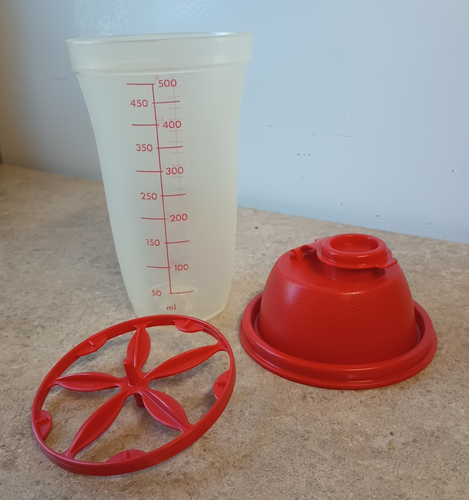 Vtg Tupperware Shaker Unused Quick Shake Mixer 844-27 Red 16 oz 4 pc ...