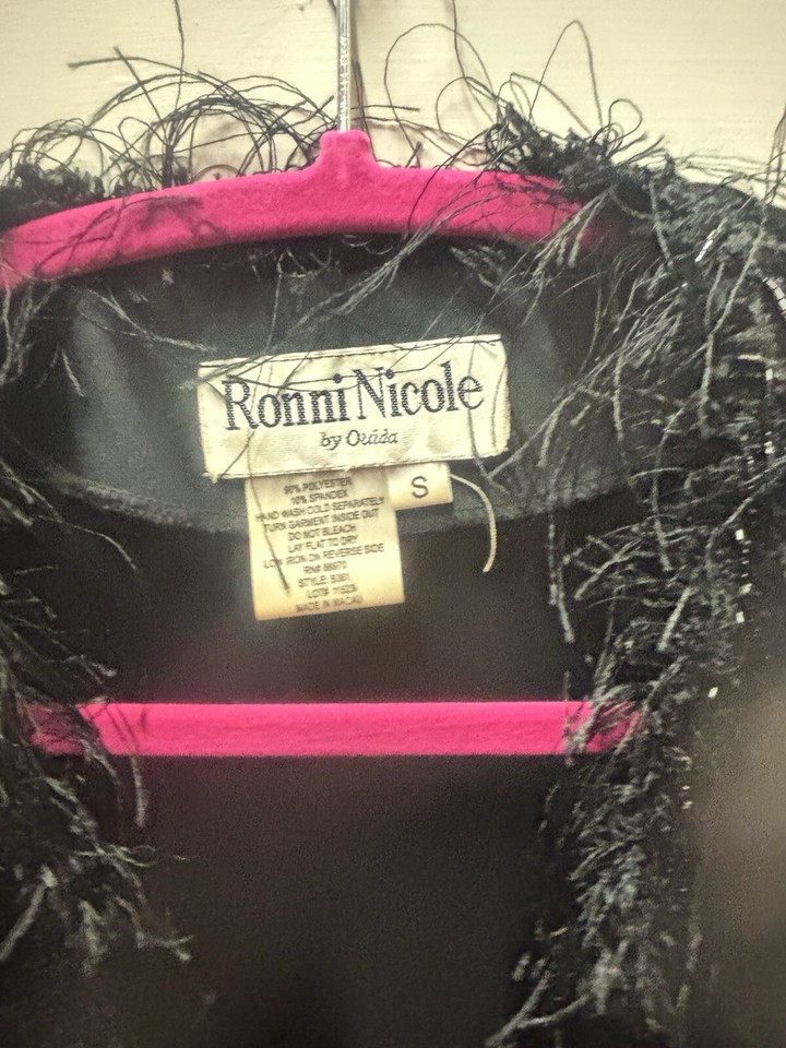 👠🧥🖤 Ronni Nichole Black Velvet Dressy Cropped Evening Bolero Jacket ...