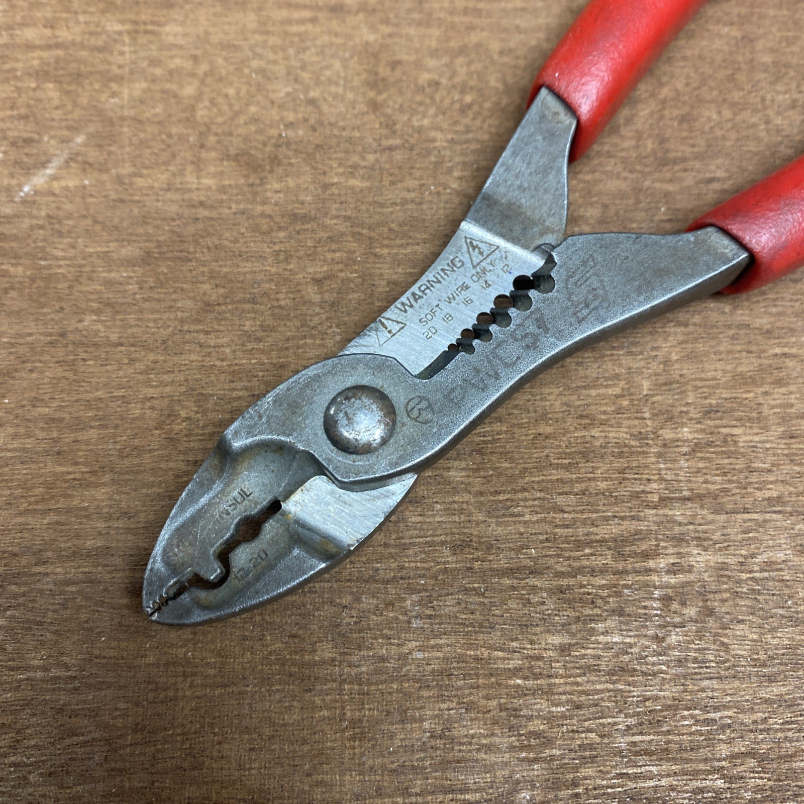 Snap-on PWCS7CF Red Soft Grip 7" Wire Stripper Cutter & Crimper Tool ...