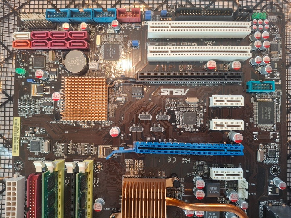 Asus P5Q-PRO Motherboard LGA775 P45 Chipset w/ Intel Core 2 Duo E8500 ...