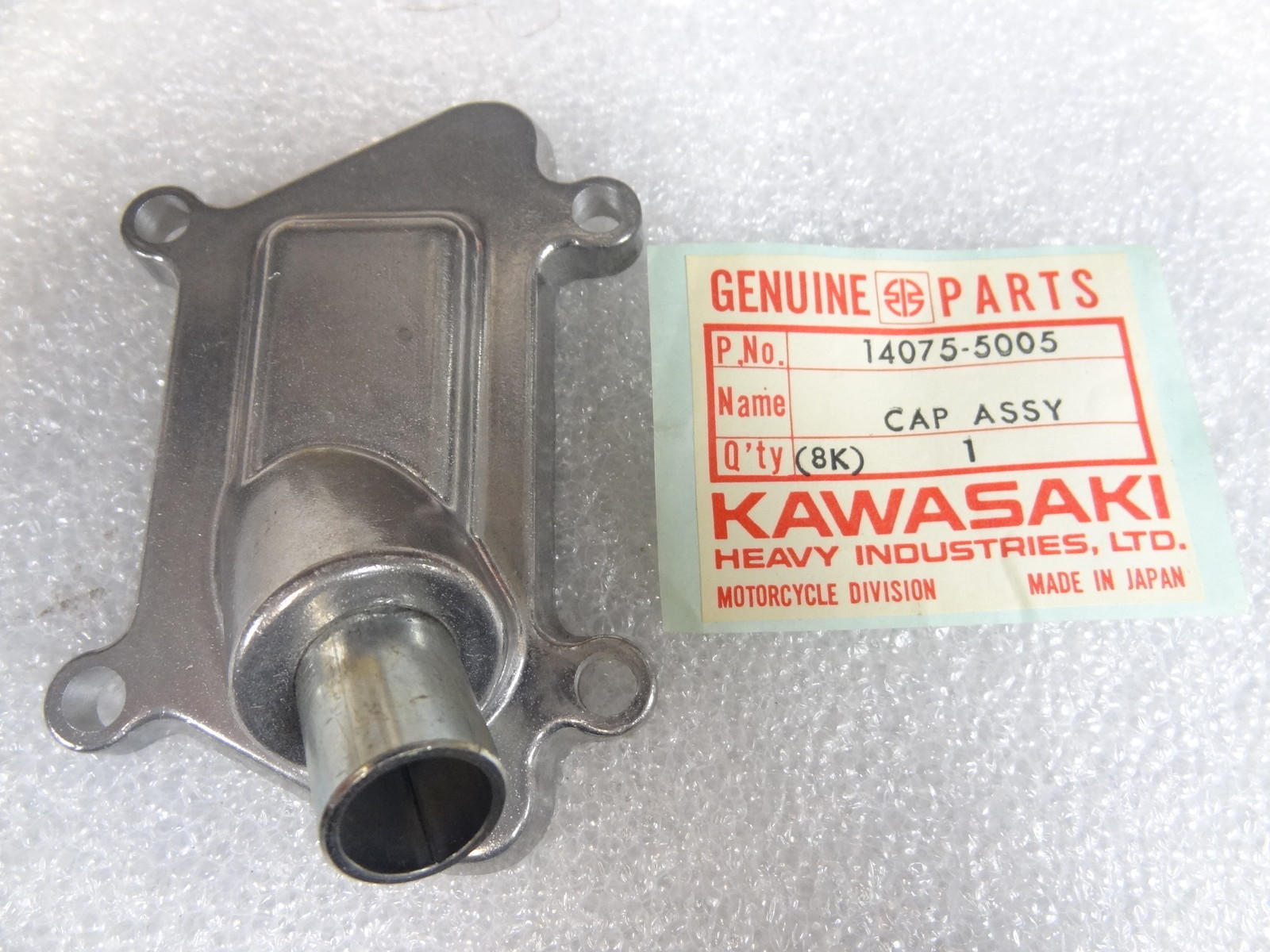 Kawasaki NOS NEW 14075-5005 Right Cap Assy KZ KZ1000 LTD Police | eBay