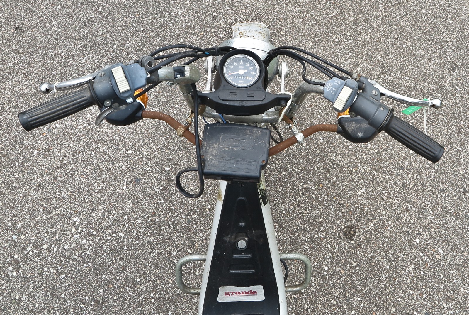 Vtg 1979 Vespa Piaggio GRANDE Project Moped 50cc for Repair or ...