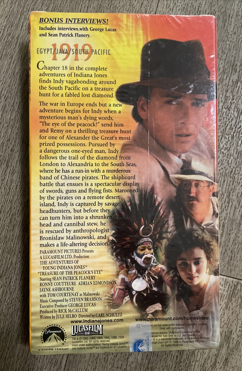 Indiana Jones Holding Treasure Indana Jones And The Island Of The