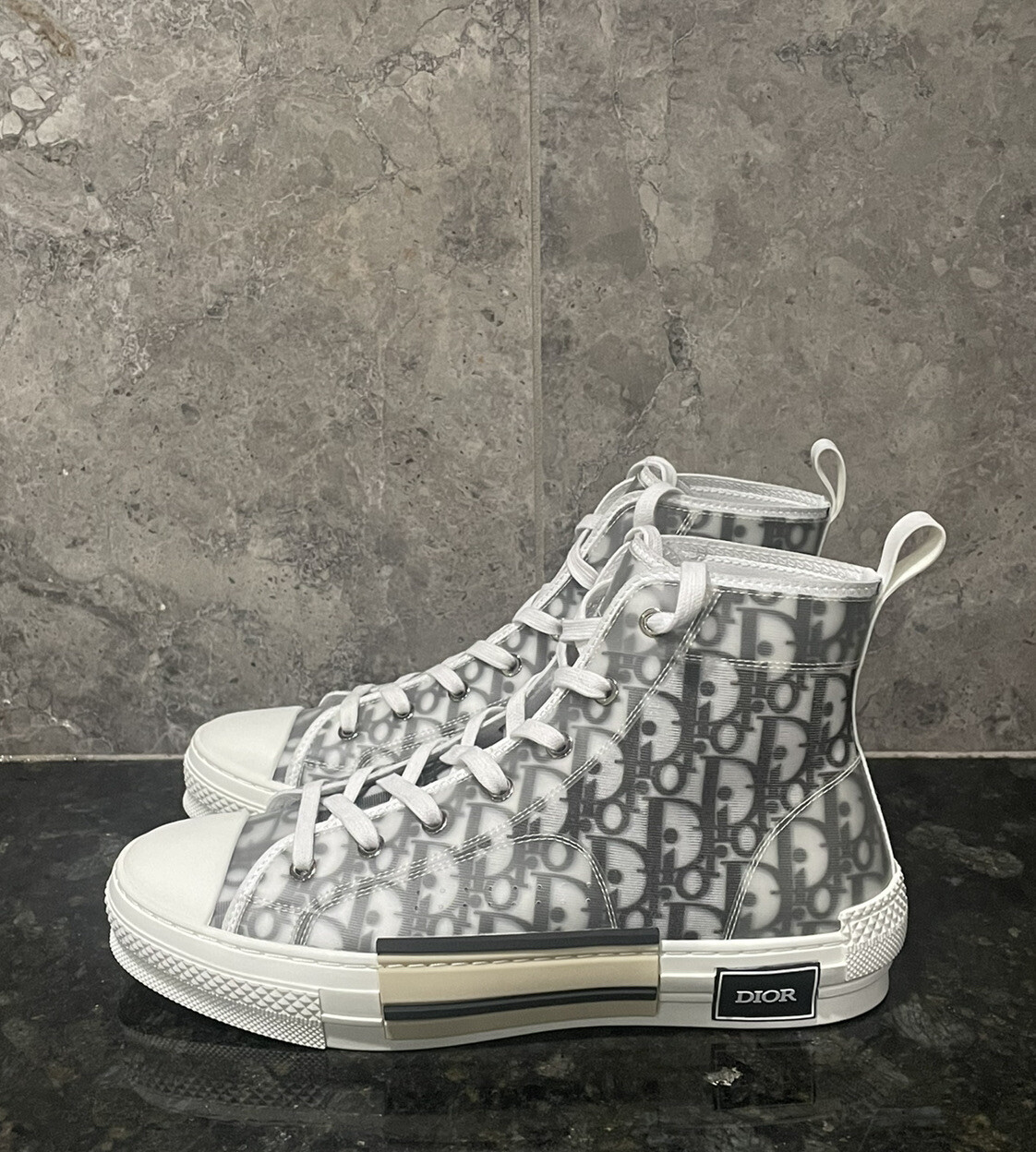 DIOR Men’s B23 Logo Oblique Canvas High Top Sneakers White 42 / 9 US ...