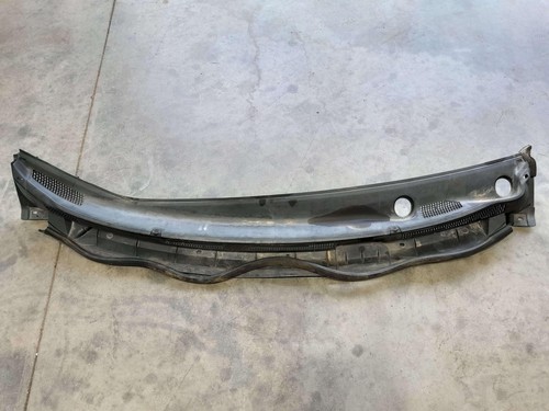 2014-2019 Nissan Versa Note Cowl Panel Cover Grille Genuine OEM 66862 ...