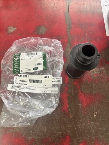 NEW JAGUAR XK8 XK 4.2 LITRE CAMSHAFT OIL FILLER PIPE AJ84112 AJ87921 ...