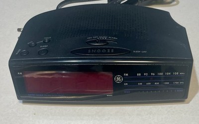 General Electric Digital FM/AM Stereo Alarm Clock Radio GE 7-4815A ...