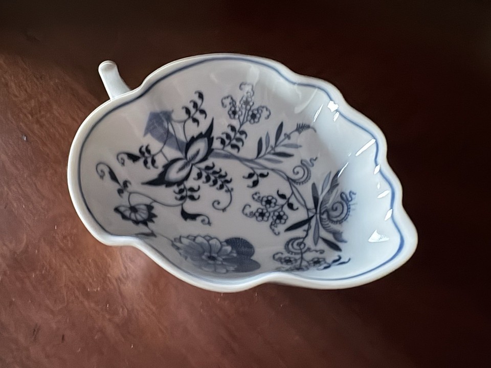 Blue Danube Vintage Blue and White Small Serving Dish with Rectangle ...