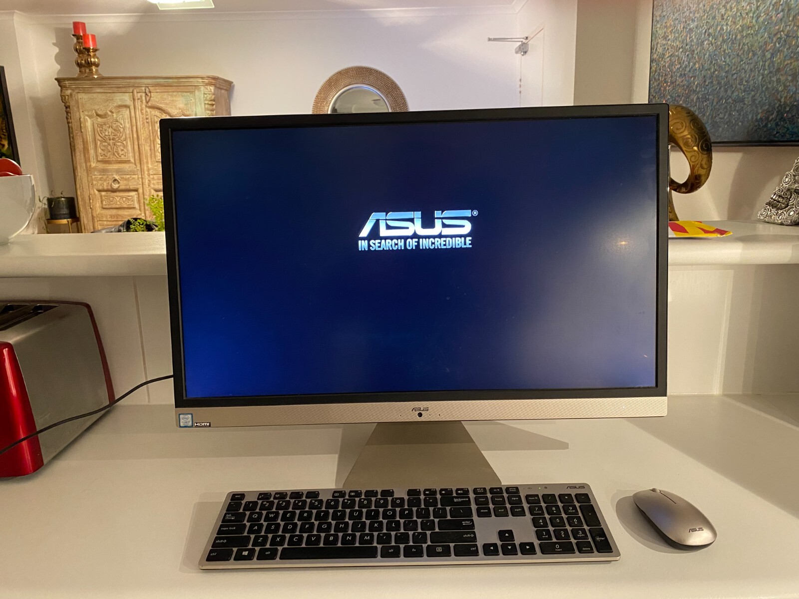 All in One Computer 27inch screen with KBM and Windows 10. Hardly used ...