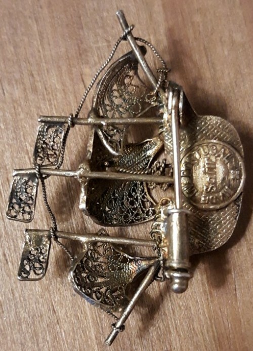 SAFIR PORTUGAL Vintage Pirate Ship Brooch Pin - Gem