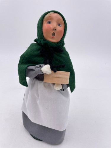 Byers Choice- Pilgrim Girl with Wooden Box #1999.027 | eBay