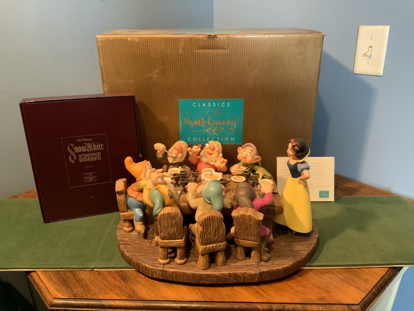 VINTAGE WDCC SOUP'S ON SNOW WHITE & THE | Grelly USA