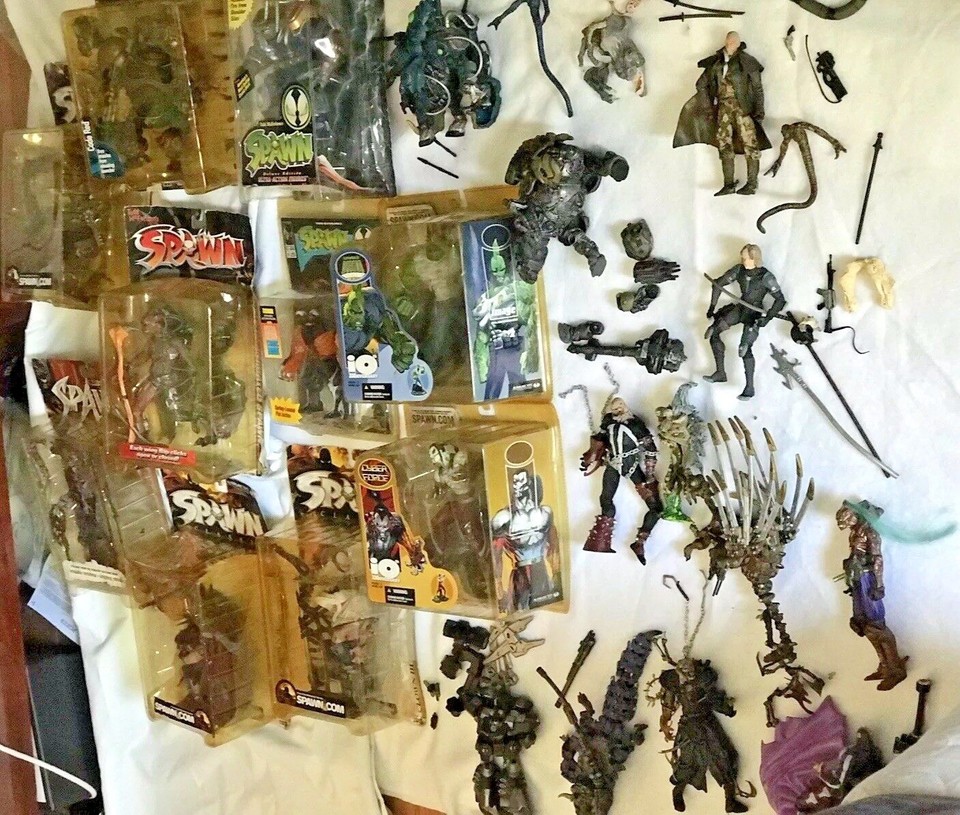 TODD MCFARLANE SPAWN FIGURES LOT Predator AVP Alien Spawn 52 Pcs AS IS ...