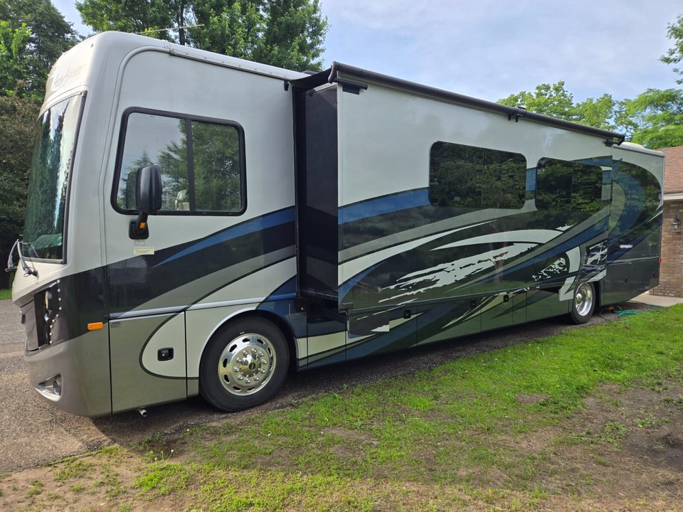 CLASS A DIESEL PUSHER MOTORHOME WITH FRIEGHTLINER CHASSIS | eBay