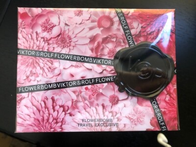 Gift Set Flowerbomb By Viktor & Rolf 2pc 3.4 oz. EDP +20ml for Women ...