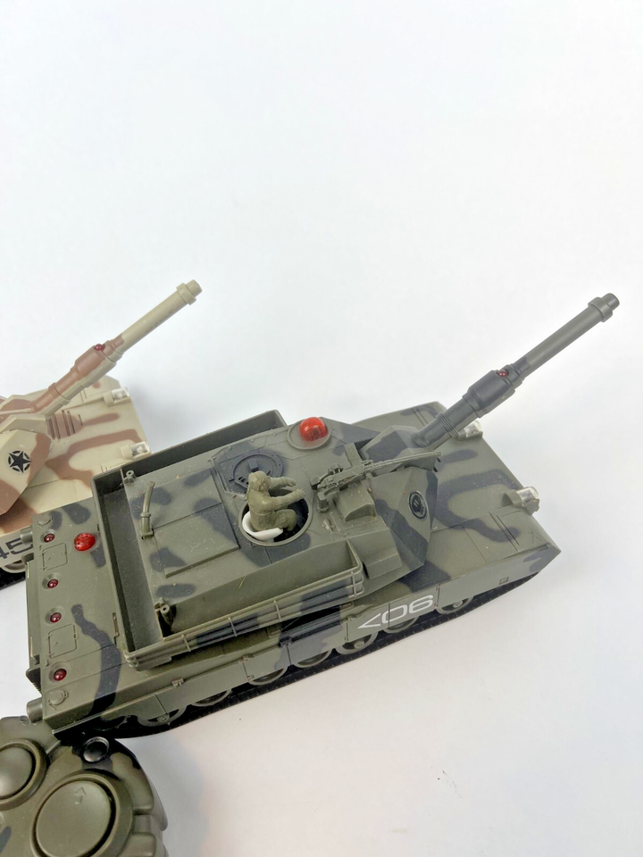 2001 Interactive Toy Laser Battle Tanks – Pair w/ Remotes (Parts/Repair ...