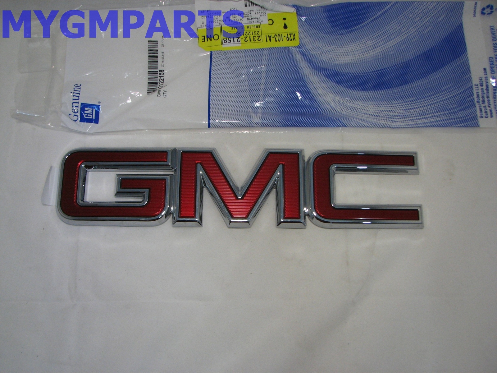 SIERRA CANYON RED "GMC" EMBLEM 2014-2017 NEW OEM 23122158 | eBay