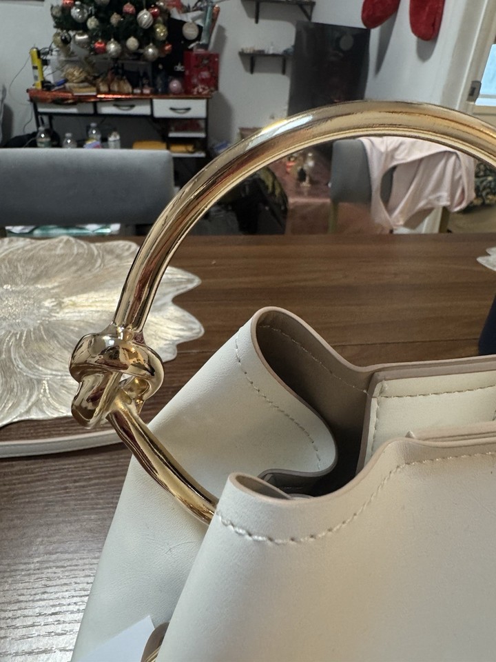 Women’s Authentic Aldo Purse Handbag Clutch Color Cream Leather w/ Gold ...