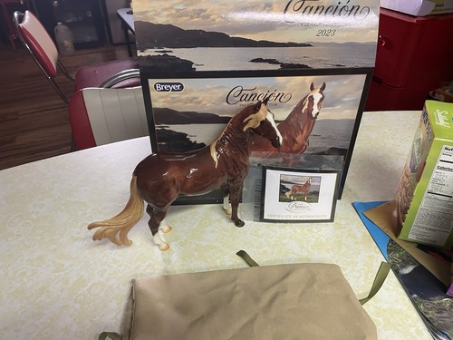 Breyer model horse CANCION 2023 PREMIER CLUB Box Bag COA Sticker ...