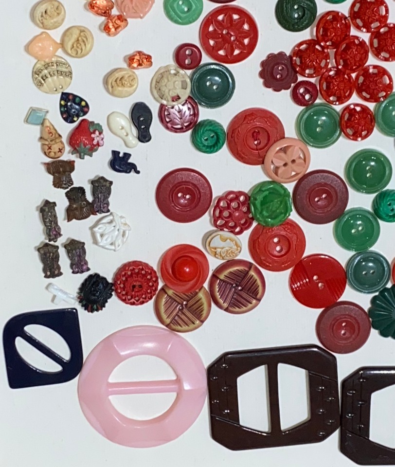 Lot of 175 Vintage/Antique Plastic Buttons and 7 Slides | eBay