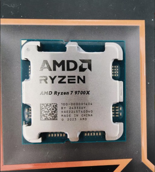 AMD Ryzen 7 9700X+ASUS B850M MIKU+TUF TX-RTX5060TI O8G+2*DDR5 16G ...