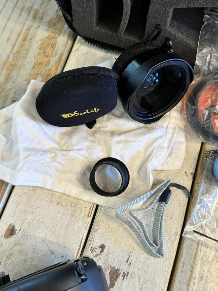 SeaLife ReefMaster DC500 Underwater Camera/Case Digital Flash Cradle ...