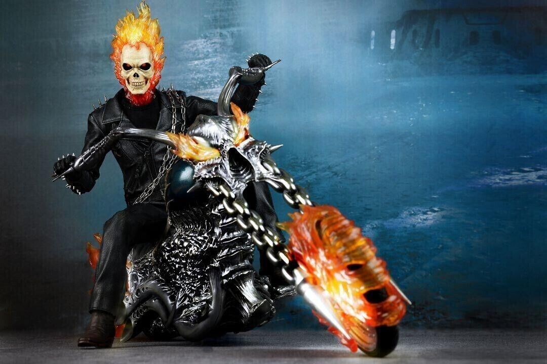 Hot Toys MMS133 Marvel Ghost Rider with Hell Cycle 1/6 Scale Hot Toys MMS133 Marvel Ghost Rider with Hell Cycle 1/6 Scale