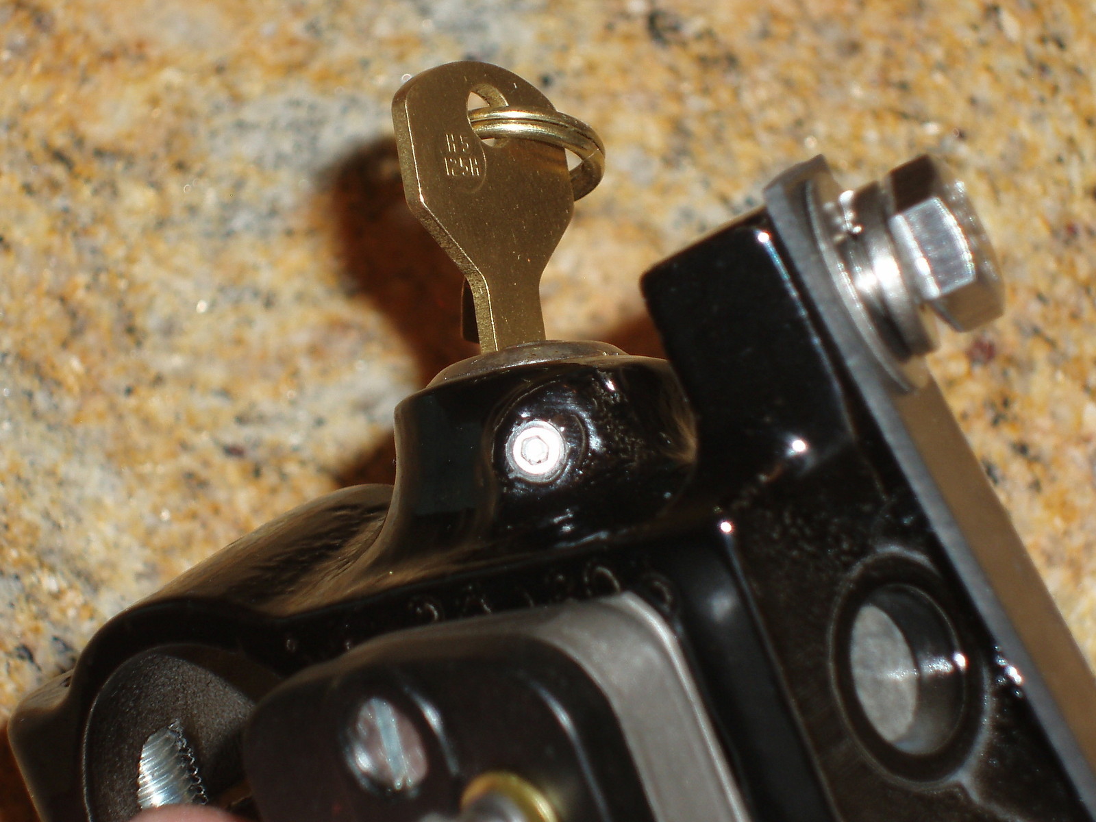 Ford 1932-36 column drop ignition lock cylinder set screw kit/ Hurd key ...