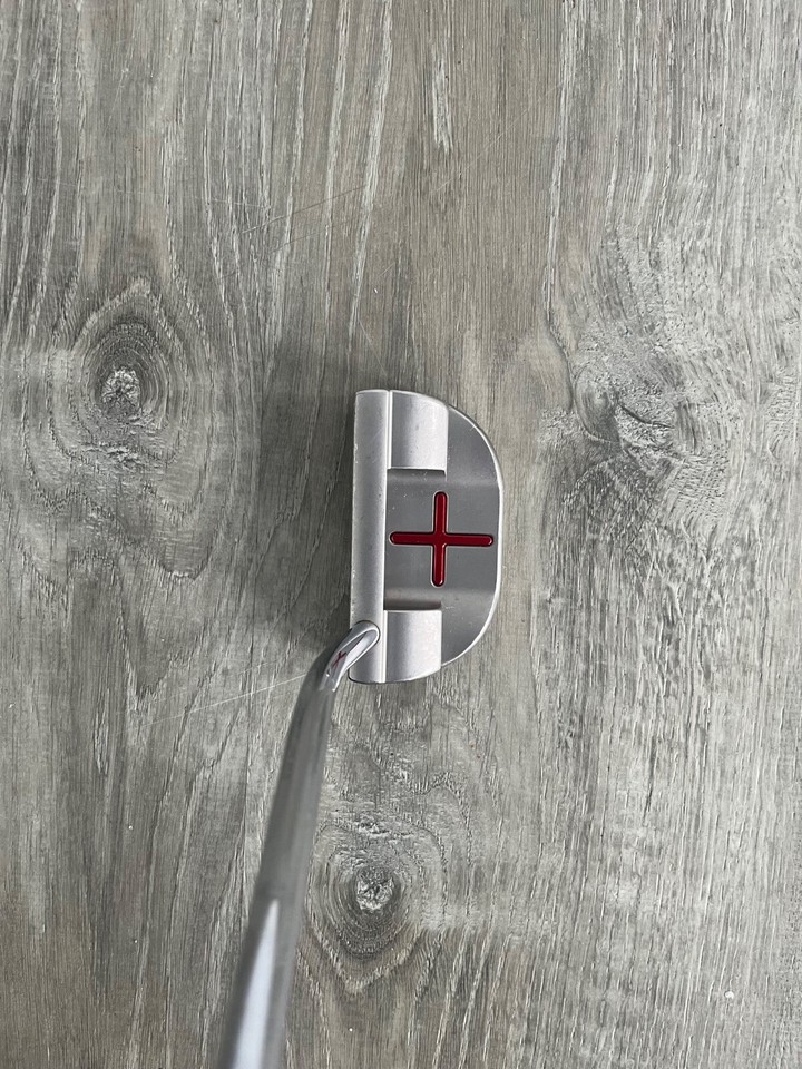 Titleist Scotty Cameron Select FastBack putter with New Golf Pride ...