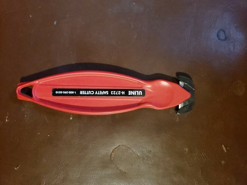 Uline Saftey Cuter set with phc disposable box cutters (3) piece set ...