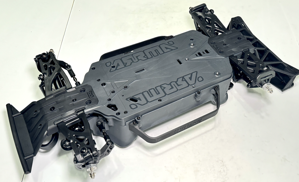 Arrma SENTON 223S BLX 1/8 4x4 Roller Slider Chassis Clipless ARA4303V4 ...