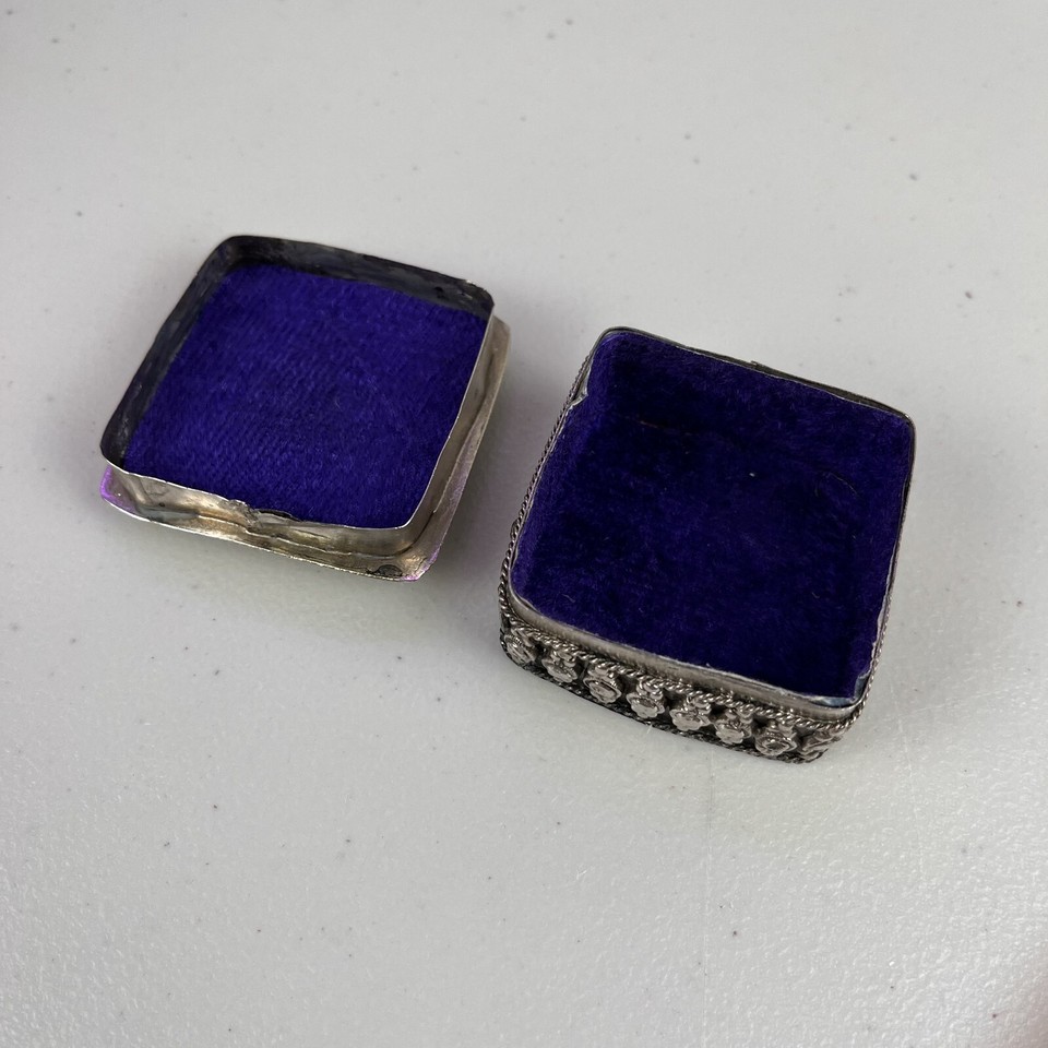 VINTAG Trinket Jewelry Pill Box w light Blue Stone & Ornate Silver 2.25 ...