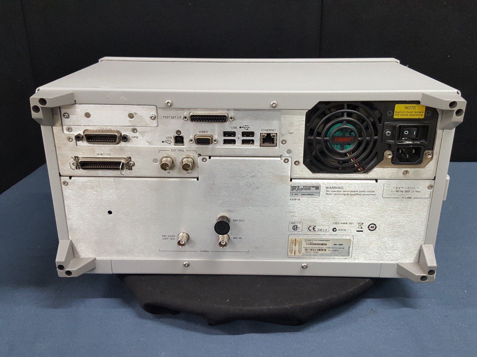Agilent E5061B : Network Analyzer, 5Hz - 3GHz, With Opt. 3L5 020 (2228 ...