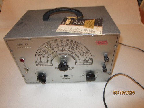 EICO Model 377 Audio Generator Sine and Square Wave Powers On | eBay