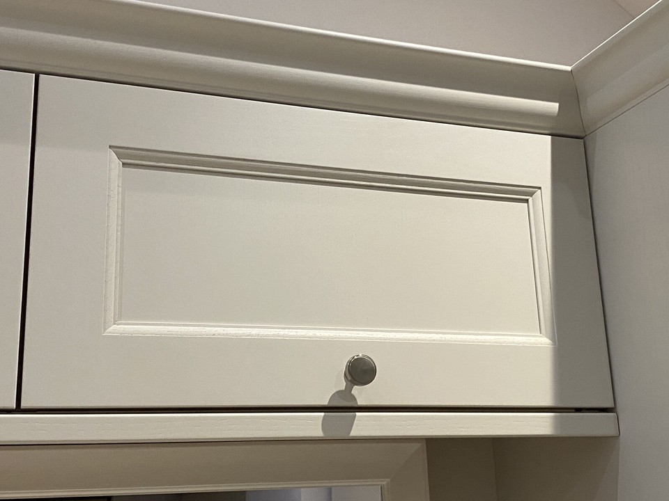 NEW Howdens Elmbridge Porcelain half Kitchen Door Drawer 360 X 700 ...