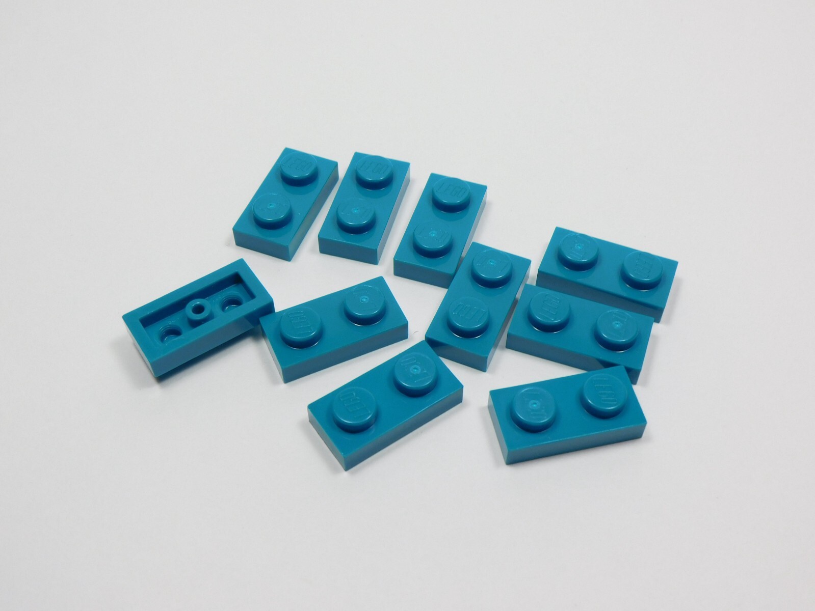 LEGO Lot of 10 Bright Bluish Green 1x2 Plates E2 | eBay